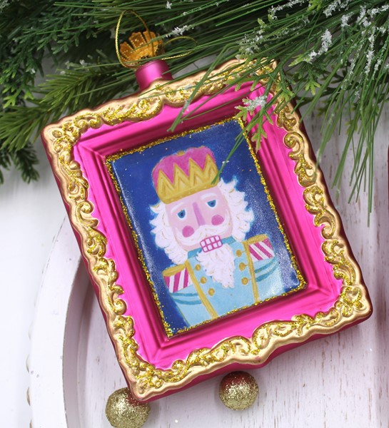Holly Jolly | TradeCie Holly Jolly | TradeCie